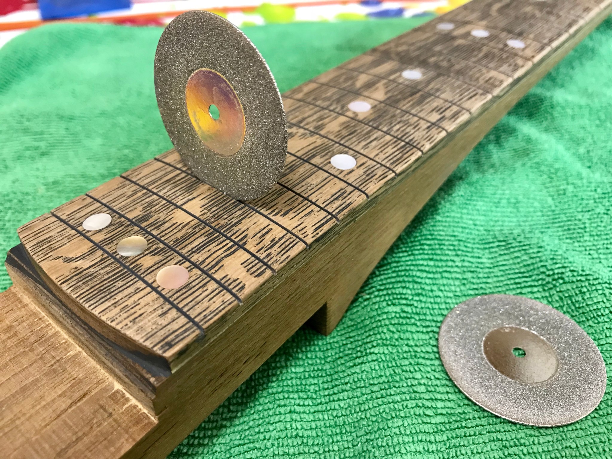 Brian May Red Special Replica Build Part 49: Neck and Fretboard ...