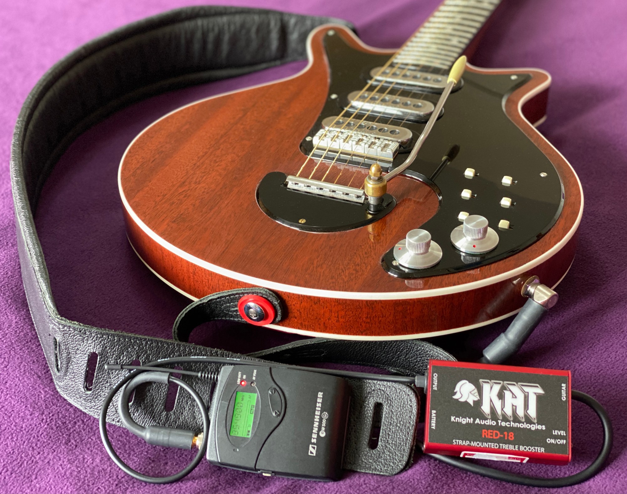 dsgb – Build guitars, modify guitars, collect guitars, play guitars