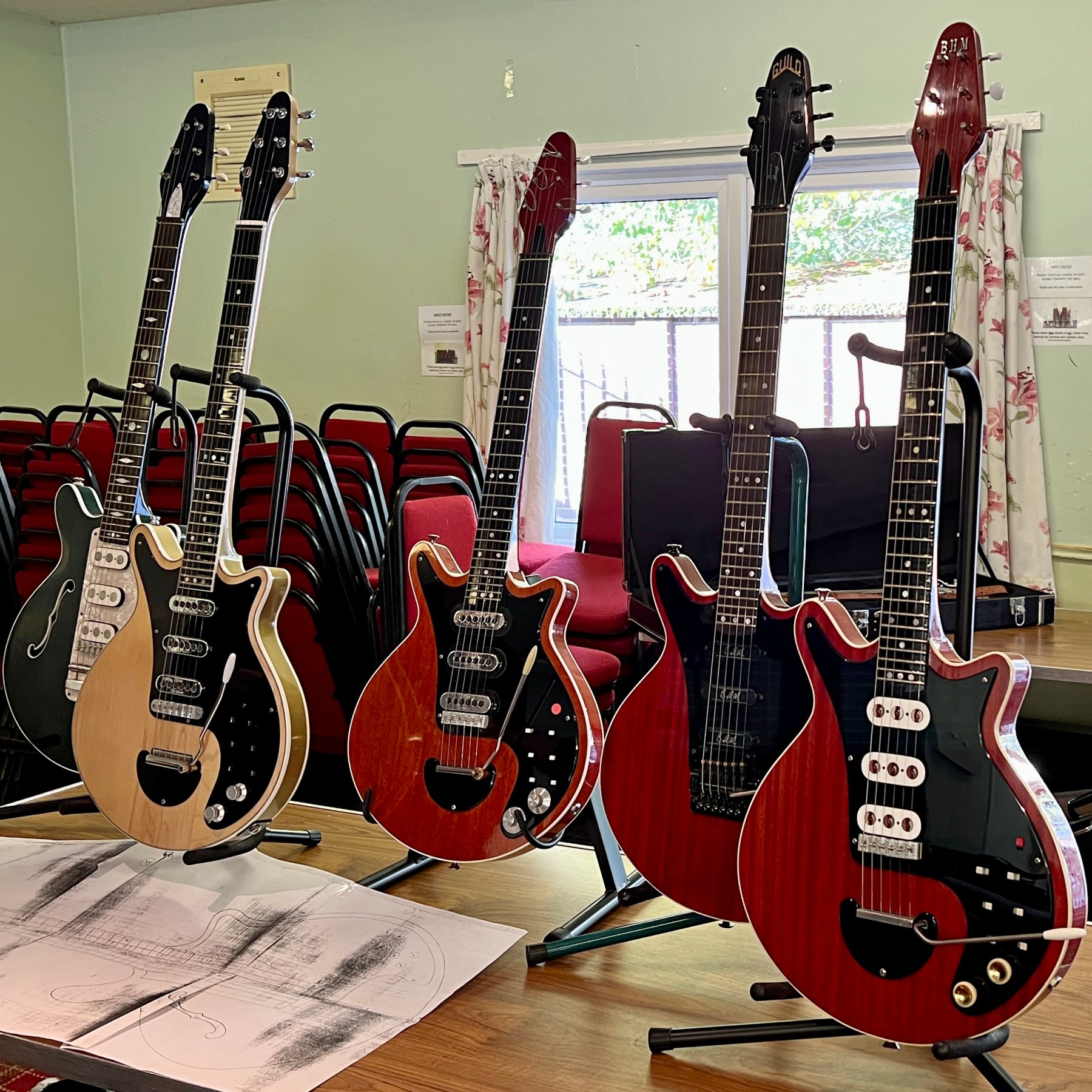 U.K. Brian May Red Special Meet-up TVH 2022 – dsgb