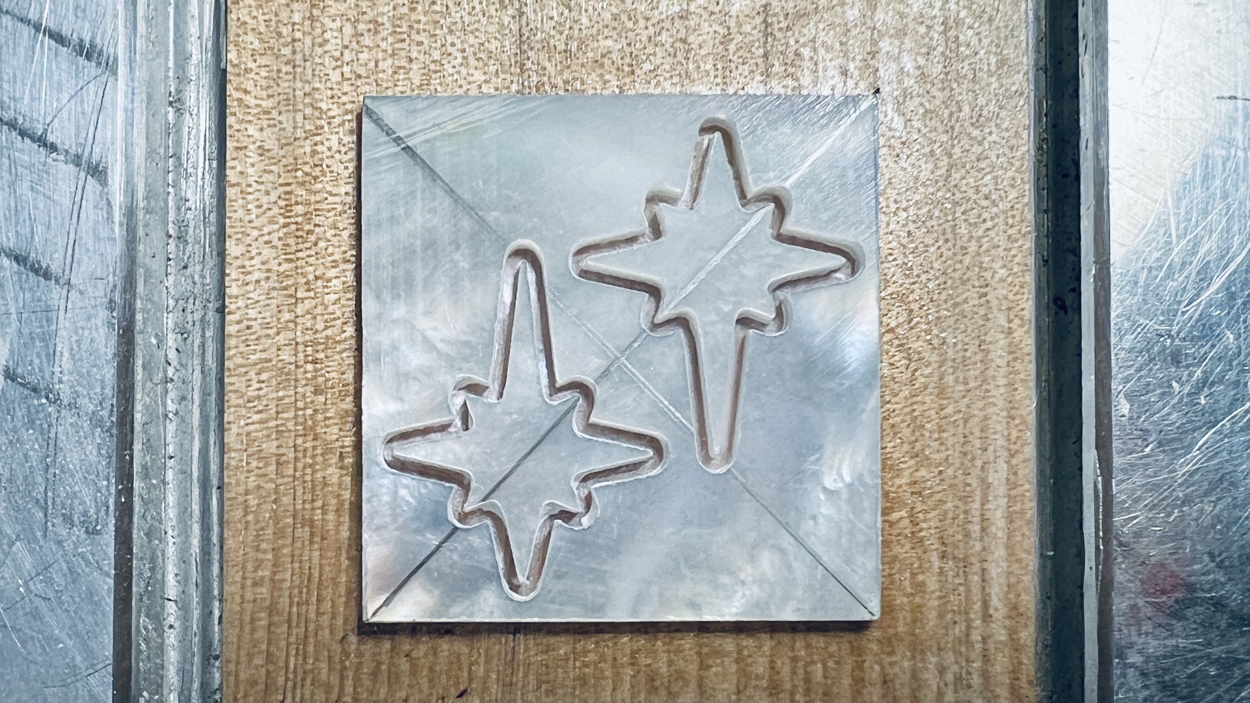 Brian May Guitar Pickguard Inlays – dsgb