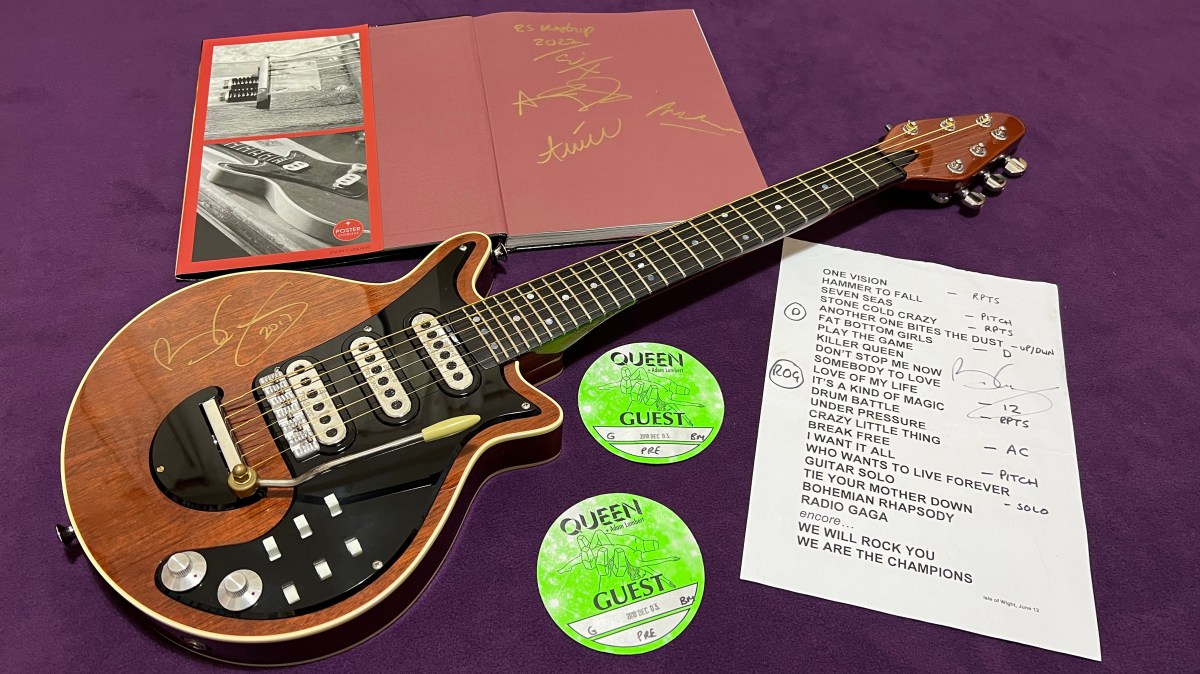 dsgb – Build guitars, modify guitars, collect guitars, play guitars